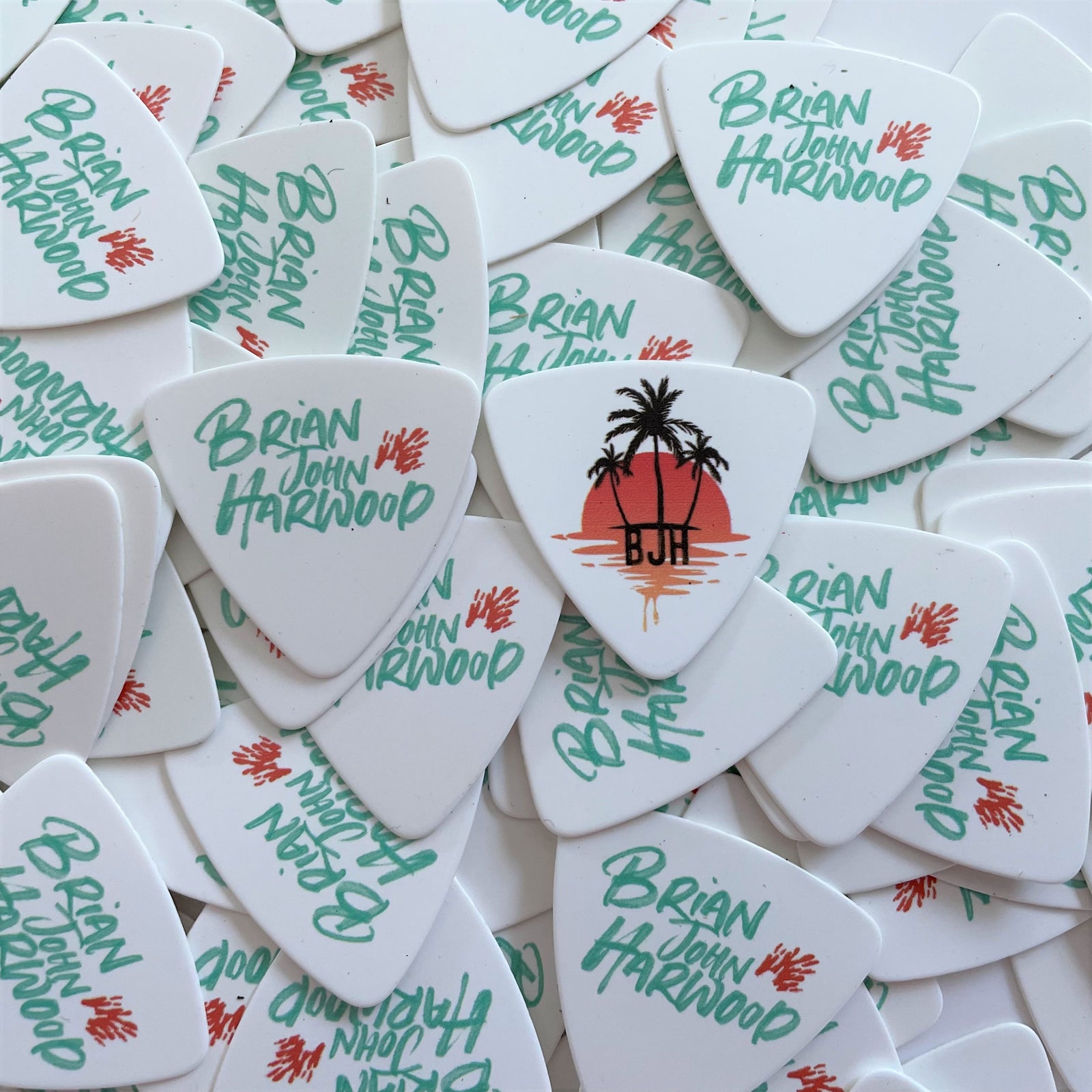 GALLERY– EGO Picks