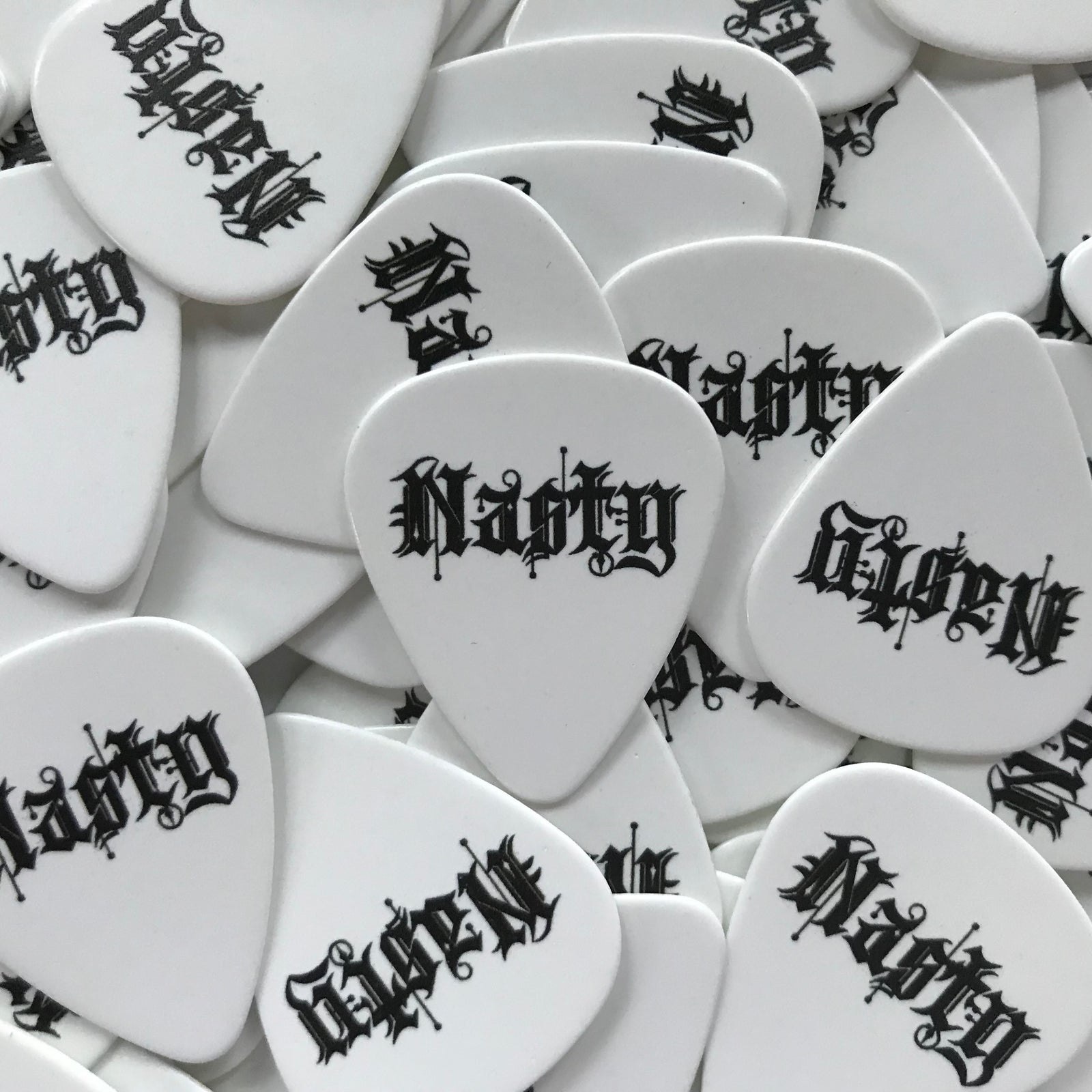 GALLERY– EGO Picks